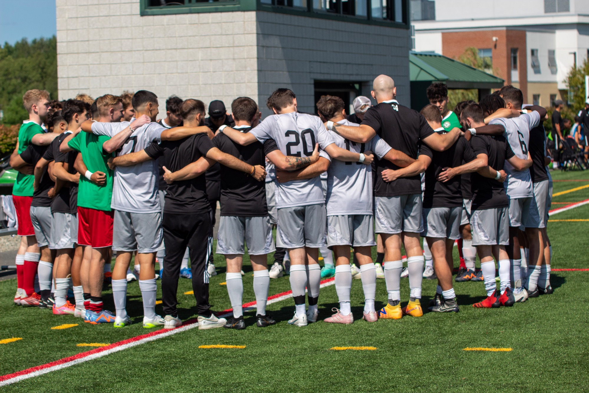 Men’s soccer earns NAC victory over Lyndon - Husson University