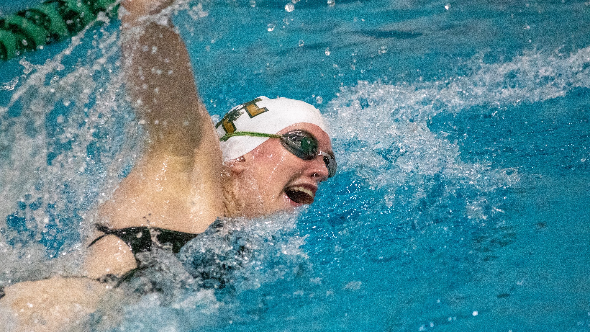 Women's swimming & diving remains undefeated with sweep of double-meet ...