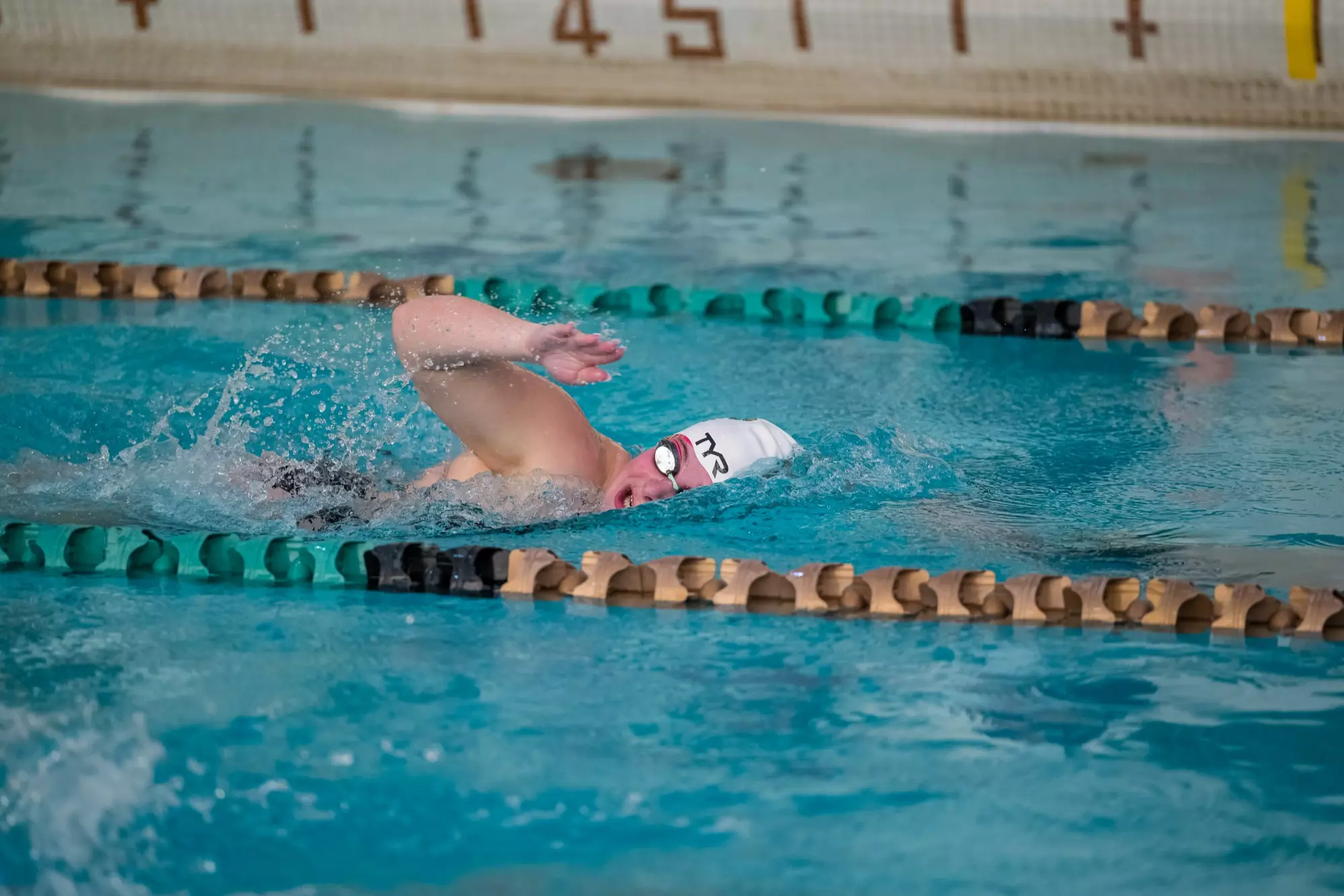 Mahoney shatters one-meter, six-dive record in women’s swim & dive ...