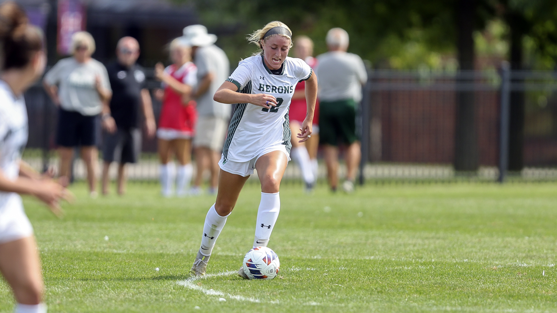 Julia Berg - 2023 - William Smith Soccer - Hobart and William Smith ...