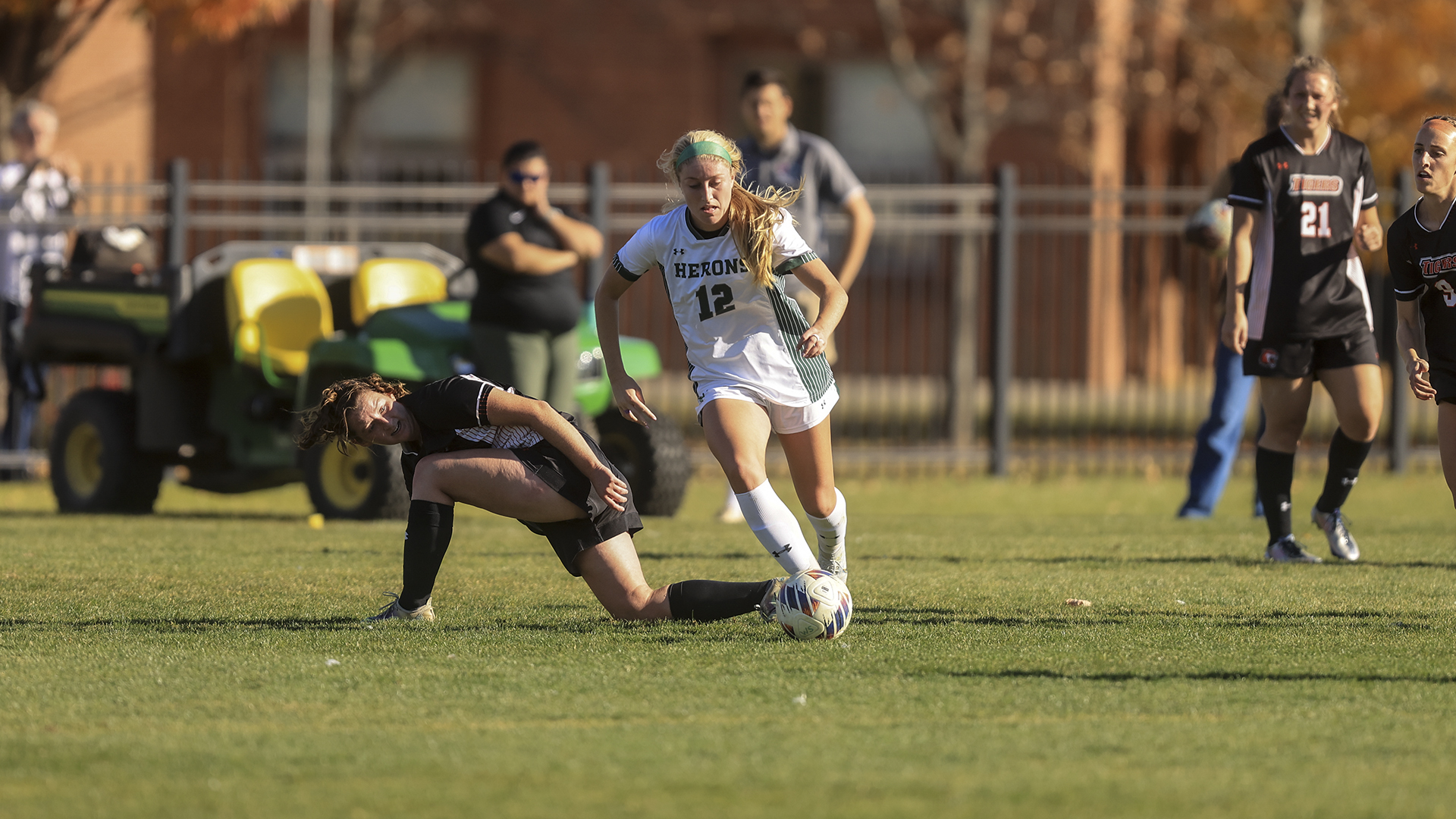 Julia Berg - 2023 - William Smith Soccer - Hobart and William Smith ...