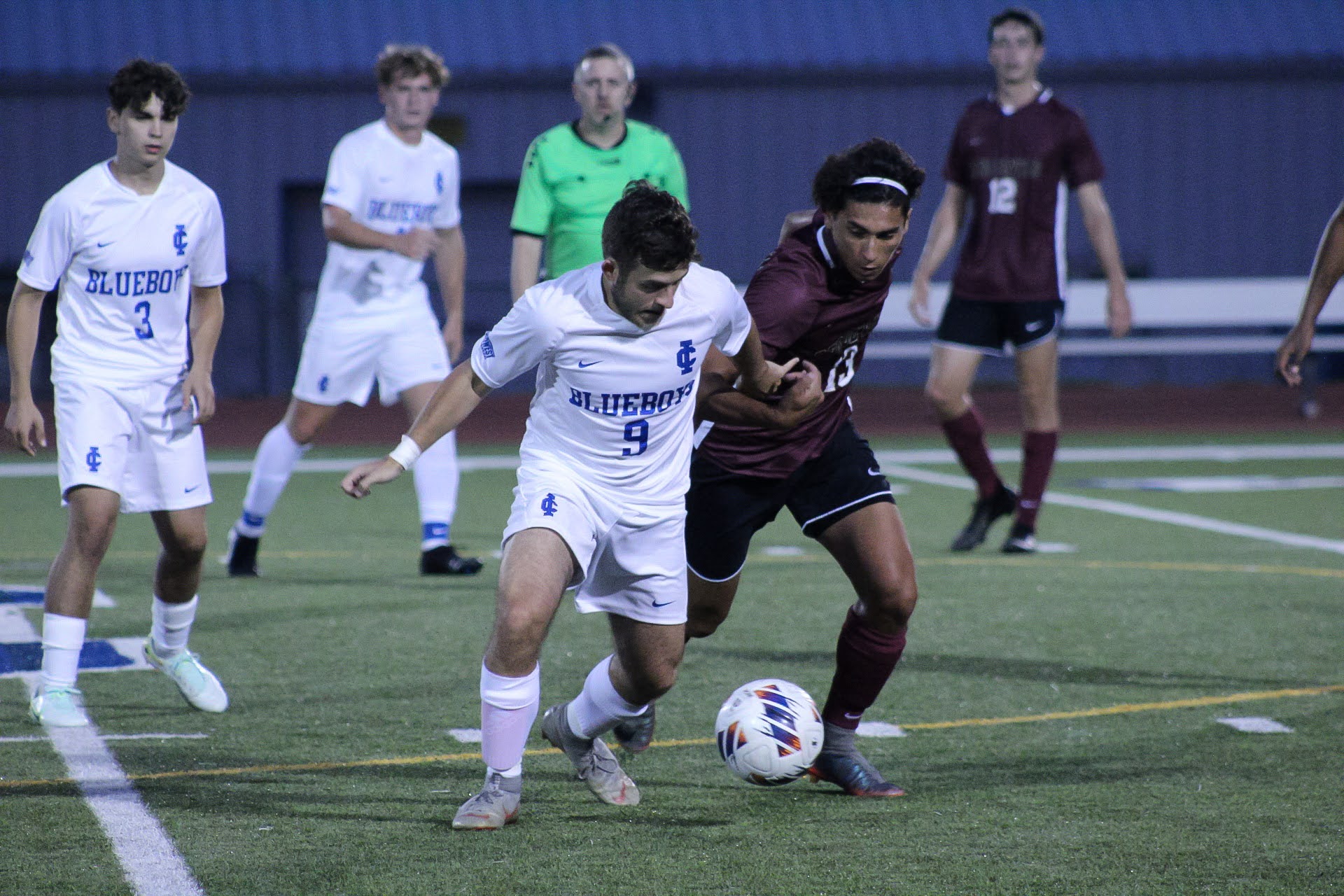 Blueboys Pick Up Road Win Over UHSP - Illinois College Athletics