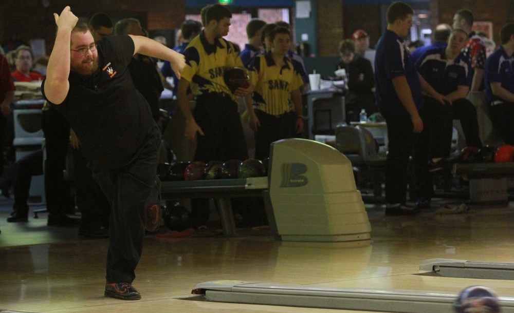 Jaiden Metzger - 2013-14 - Men's Bowling - Indiana Tech Athletics
