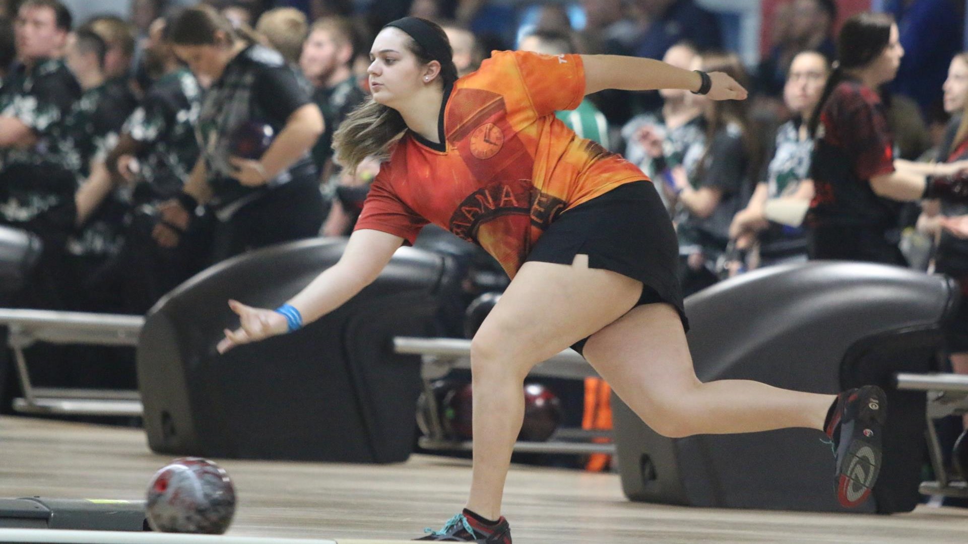 Brittney Kinney - 2020-21 - Women's Bowling - Indiana Tech Athletics