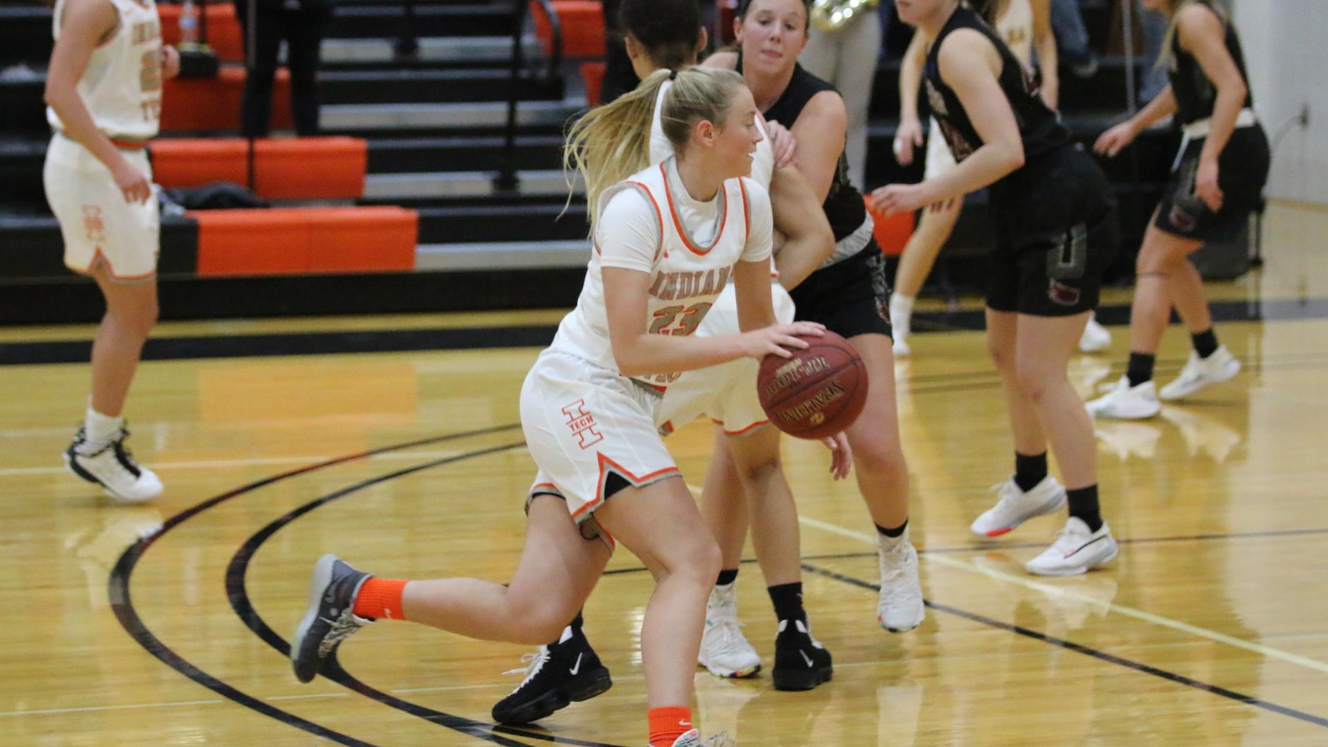 Tech Chops Down Rochester in Battle of the Warriors - Indiana Tech ...