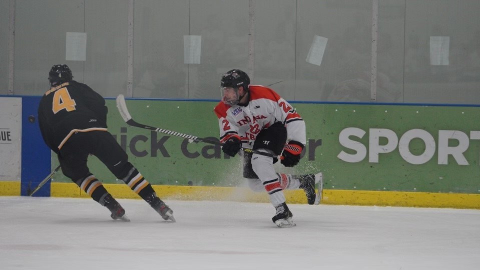 Men's Ice Falls Short Against Adrian - Indiana Tech Athletics