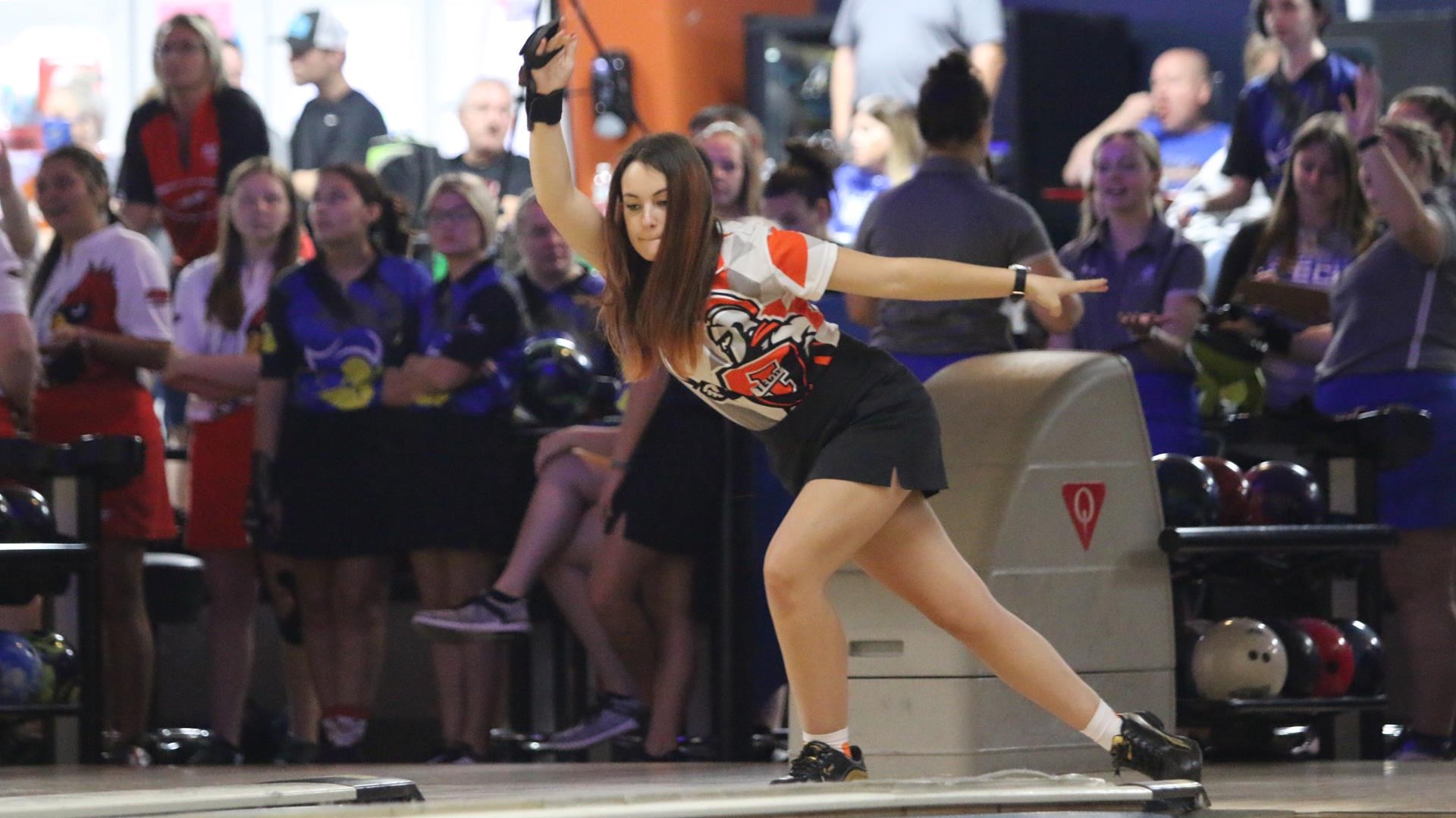 Sydney DesJardins - 2023-24 - Women's Bowling - Indiana Tech Athletics