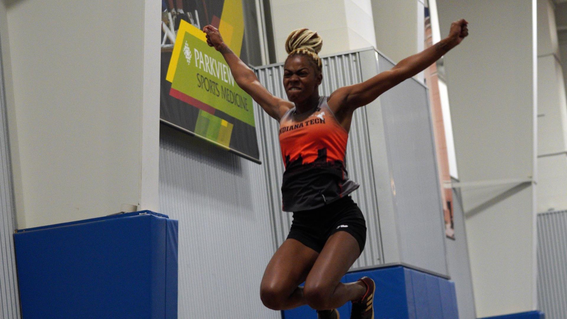 Mariam Davis - 2021-22 - Women's Track and Field - Indiana Tech Athletics