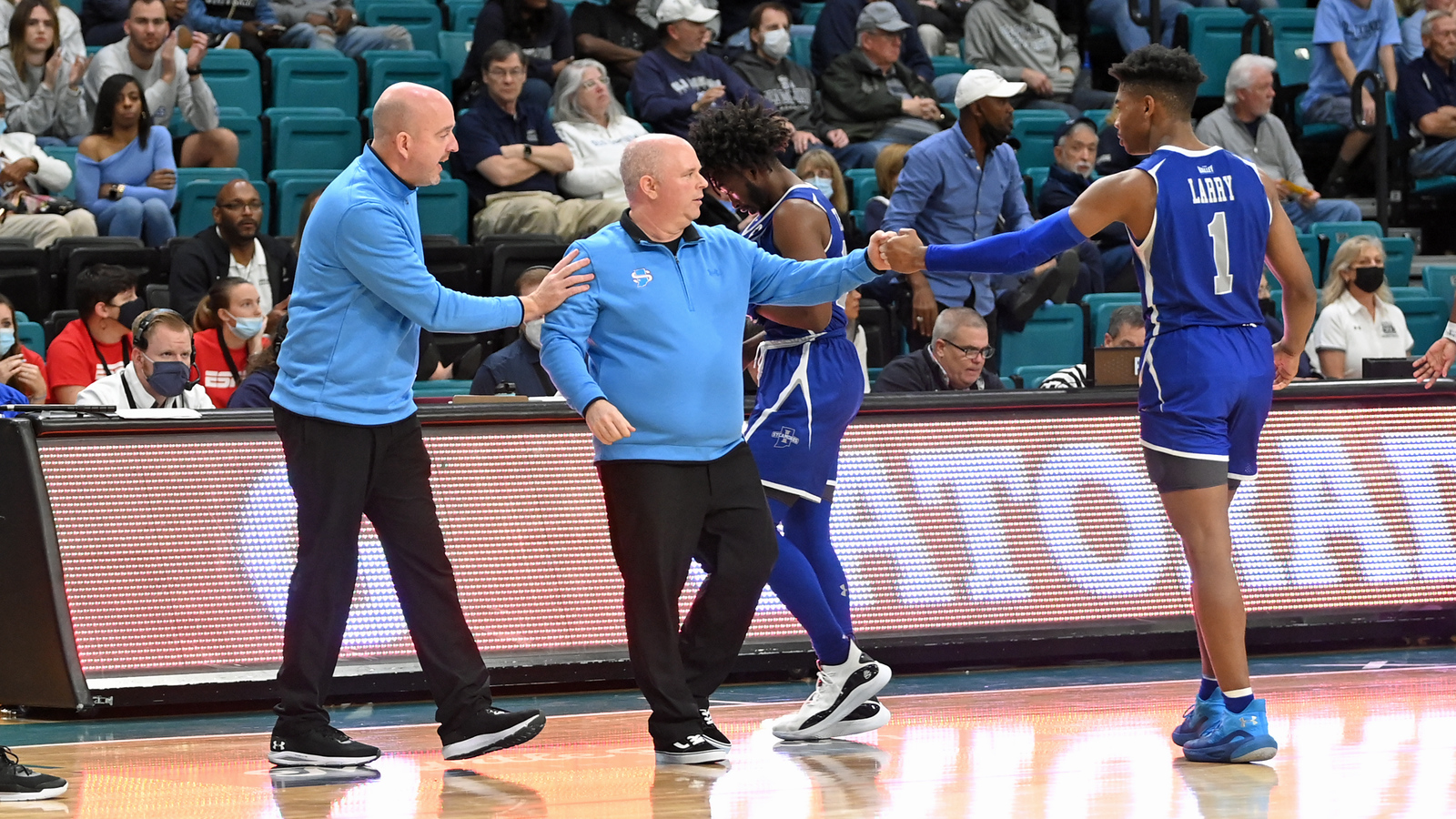 Julian Larry - Basketball - Indiana State University Athletics