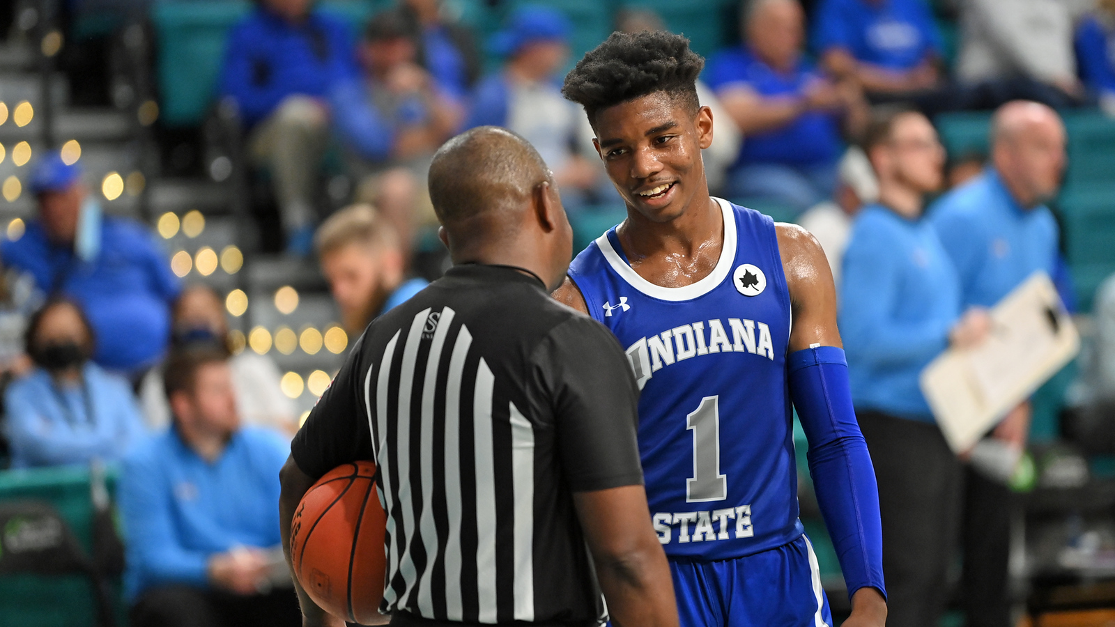 Julian Larry - Basketball - Indiana State University Athletics