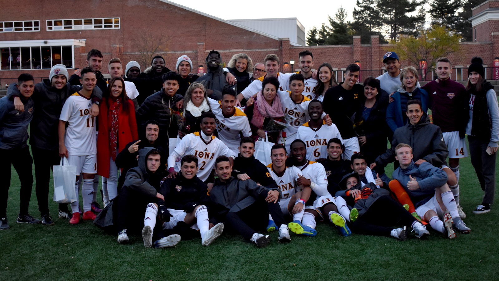 Luca Fava - Men's Soccer - Iona University Athletics