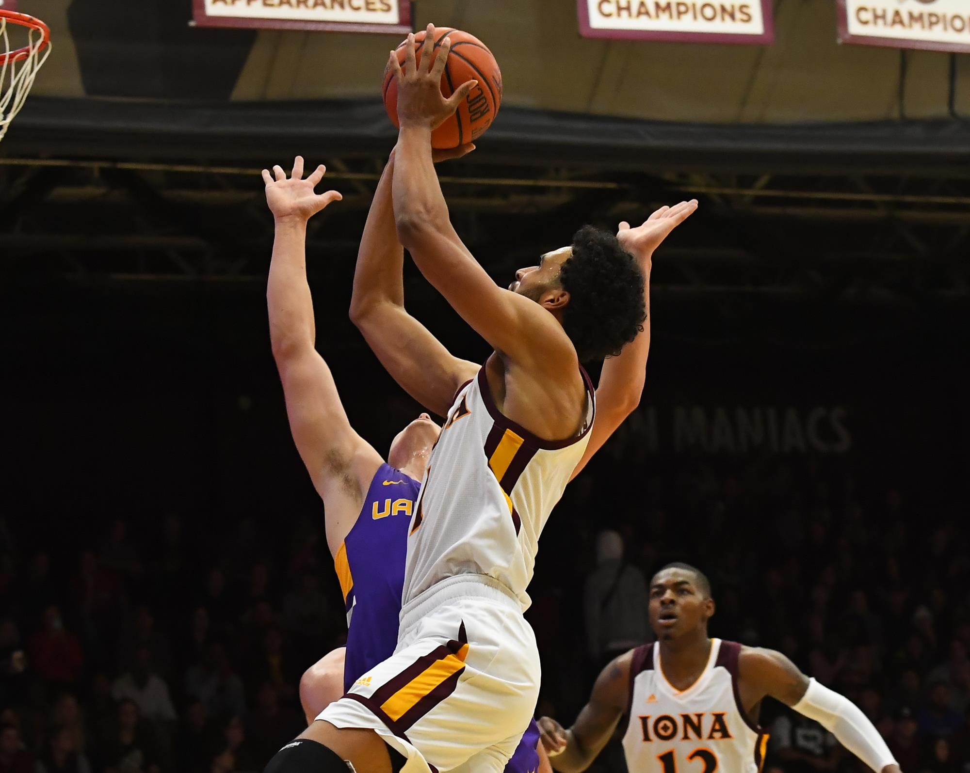 Isaiah Still - Men's Basketball - Iona University Athletics
