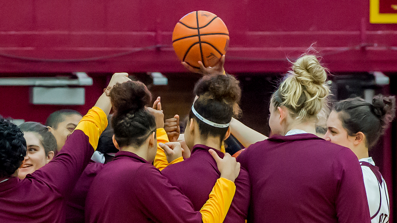 Amelia Motz - Women's Basketball - Iona University Athletics