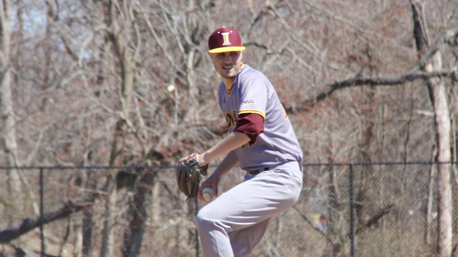 Joe DeRosa - Baseball - Iona University Athletics