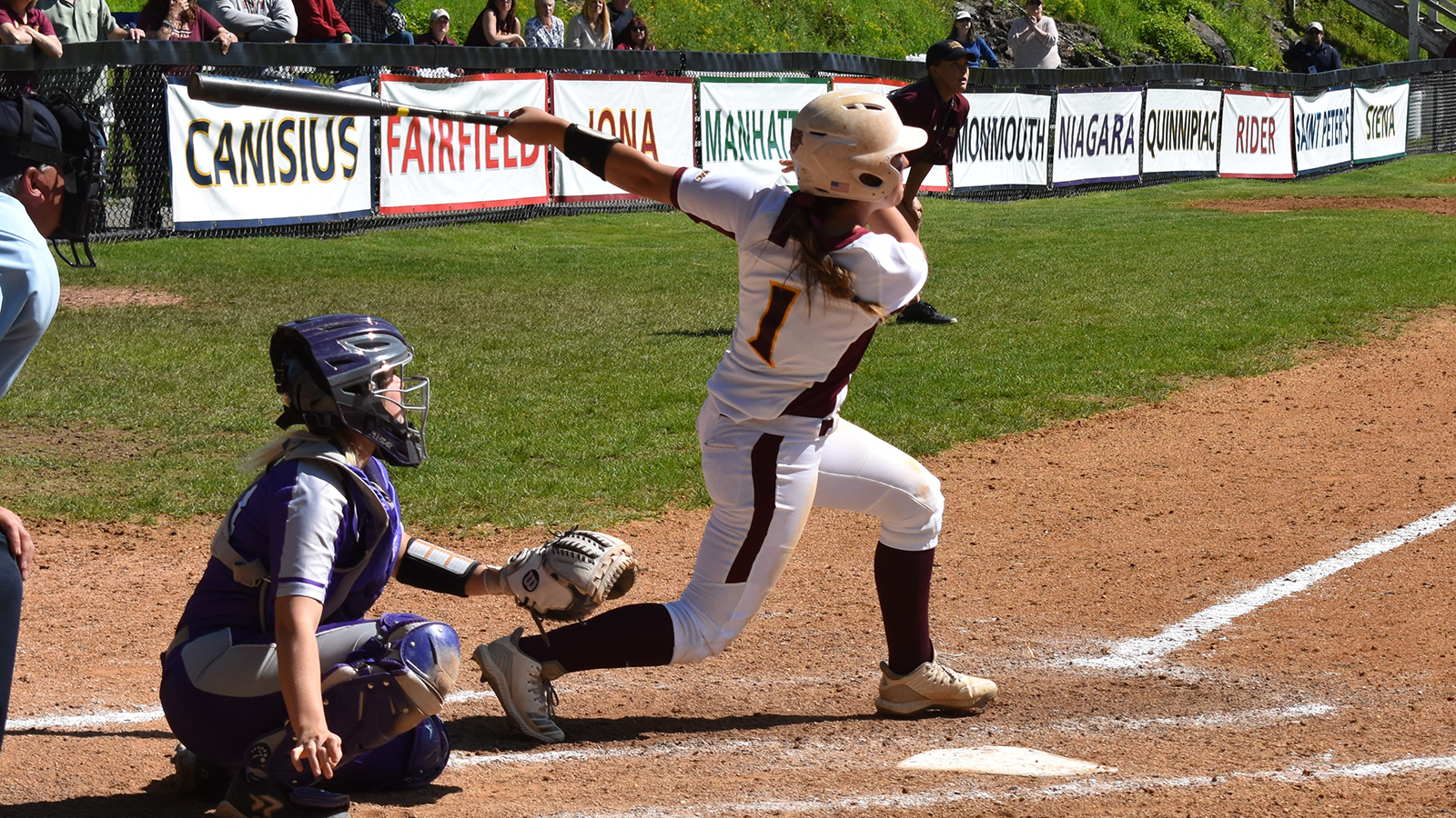 Hailey Thompson - Softball - Iona University Athletics