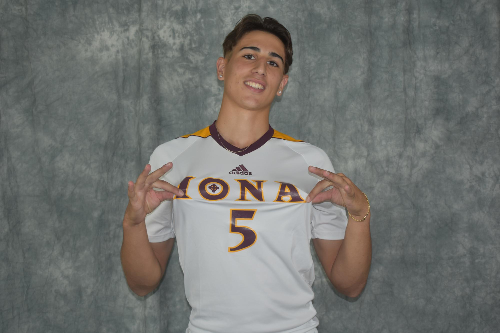 Mac Naggar - Men's Soccer - Iona University Athletics