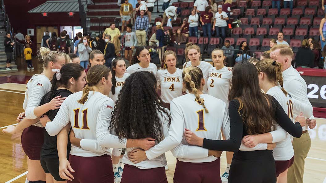 Iona Volleyball Falls To Quinnipiac In Maac Quarterfinals Iona University Athletics
