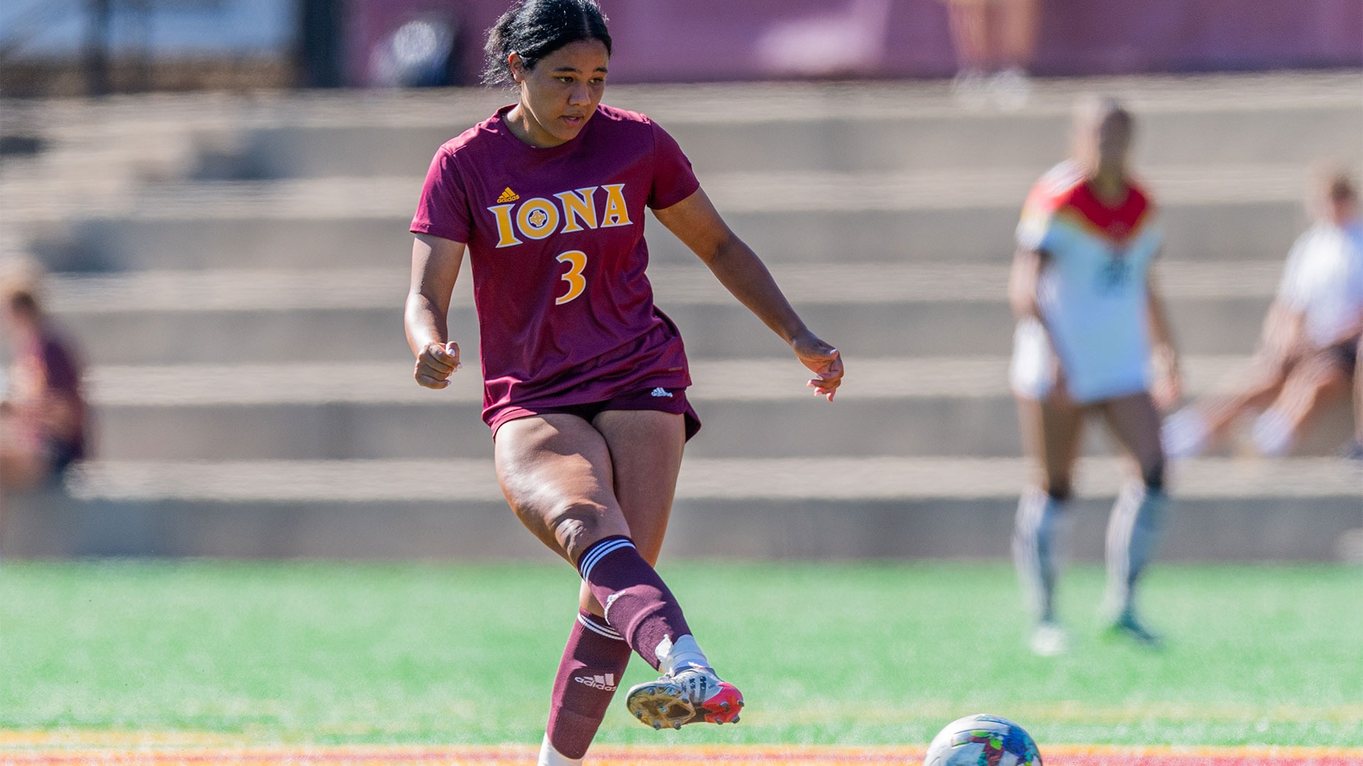 Kayla Thomas - Women's Soccer - Iona University Athletics