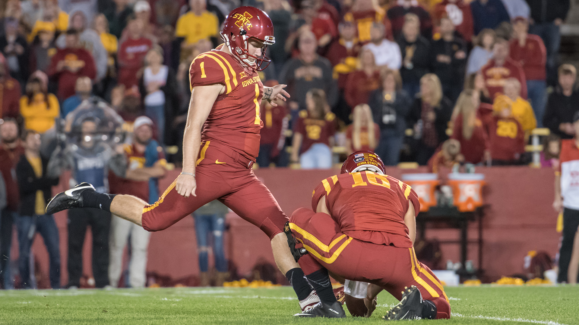Cole Netten - Football - Iowa State University Athletics