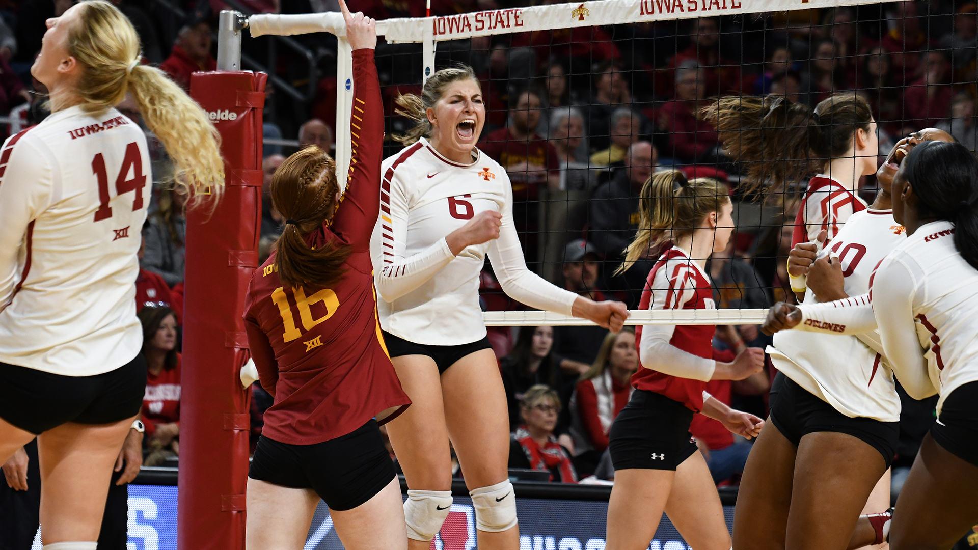 Alexis Conaway - Volleyball - Iowa State University Athletics