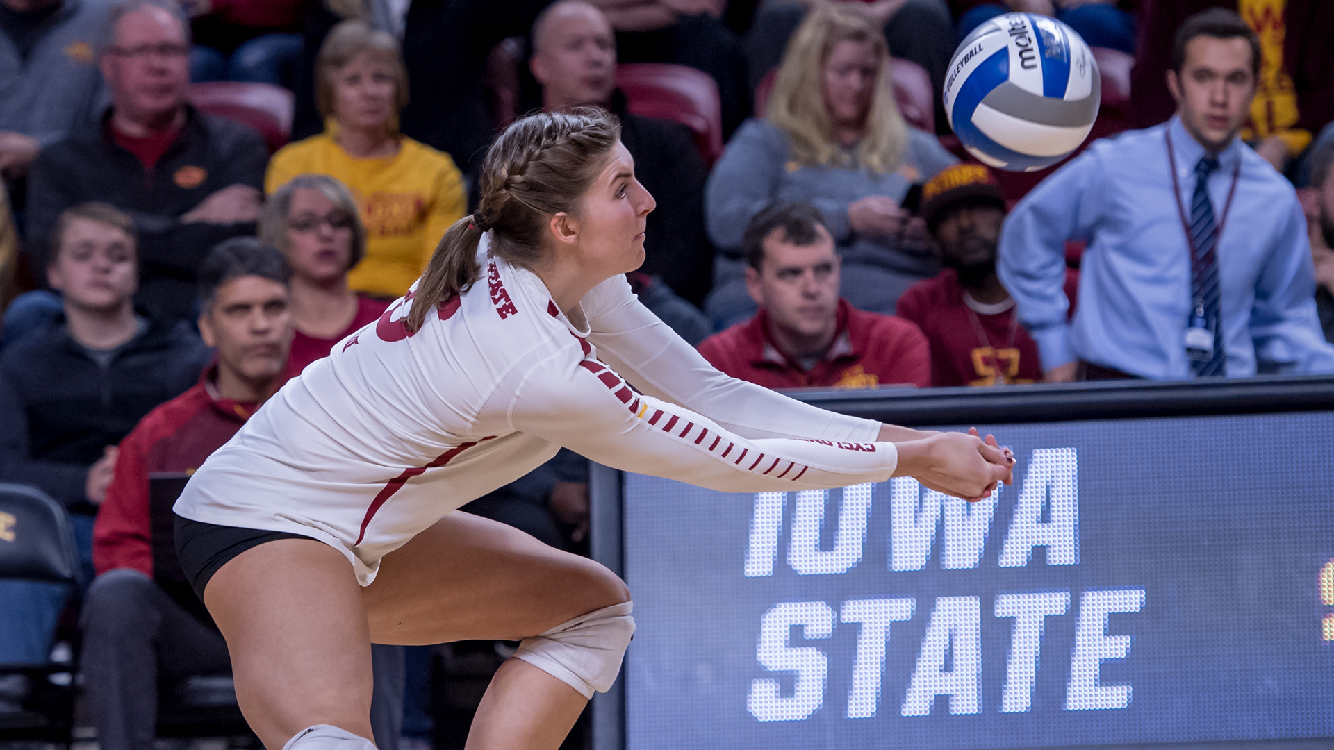 Alexis Conaway - Volleyball - Iowa State University Athletics
