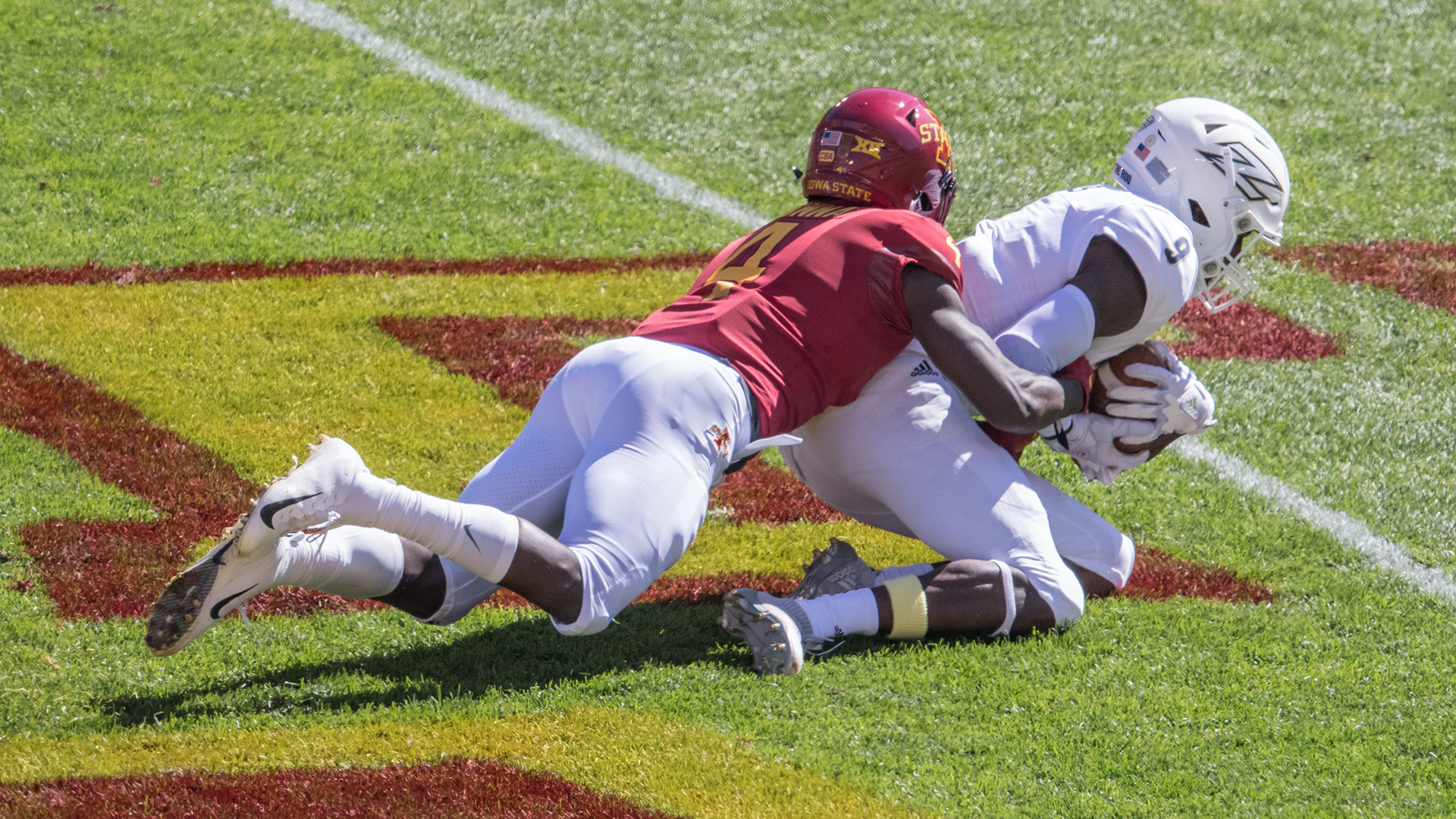 Arnold Azunna - Football - Iowa State University Athletics