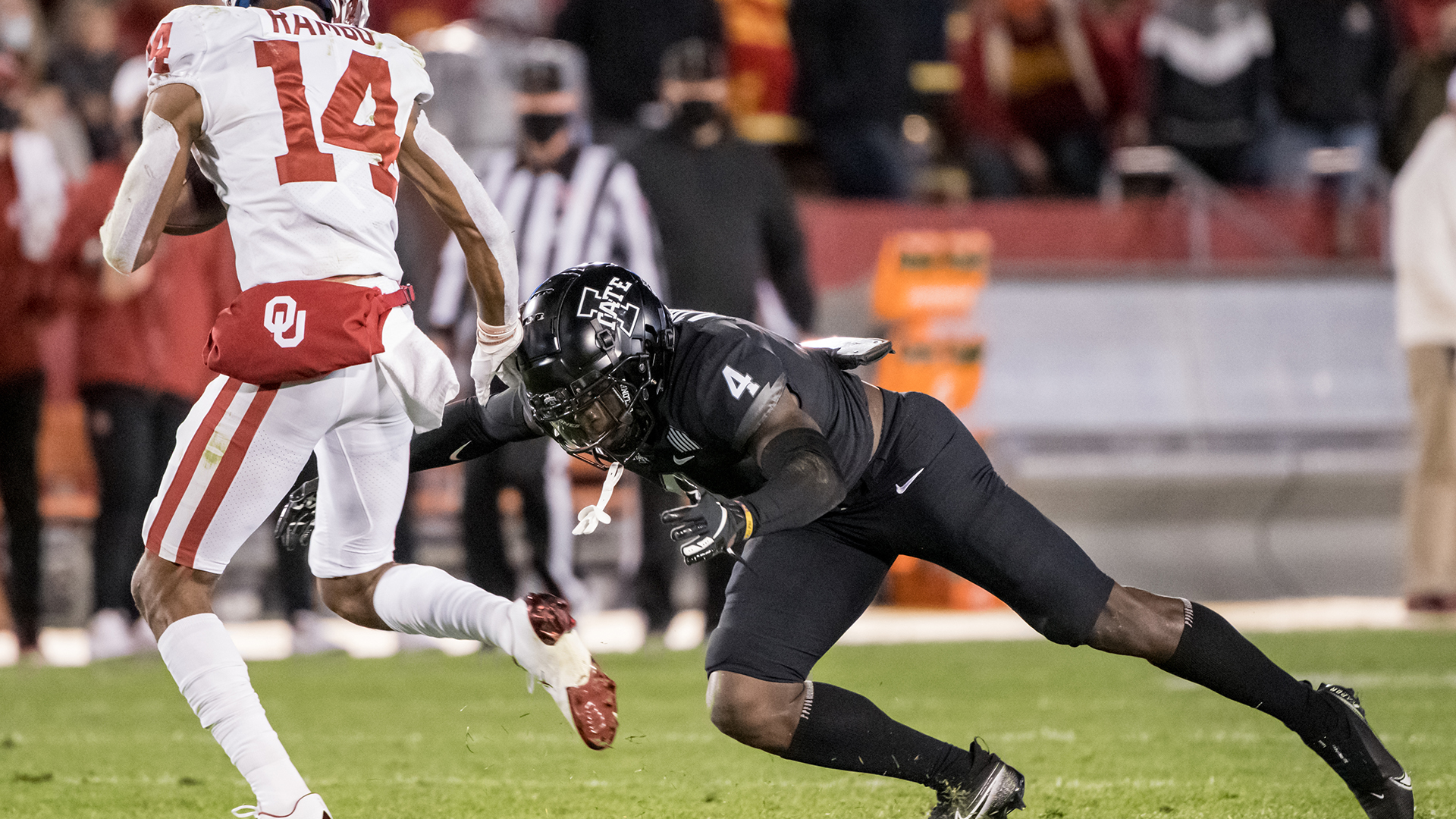 Arnold Azunna - Football - Iowa State University Athletics