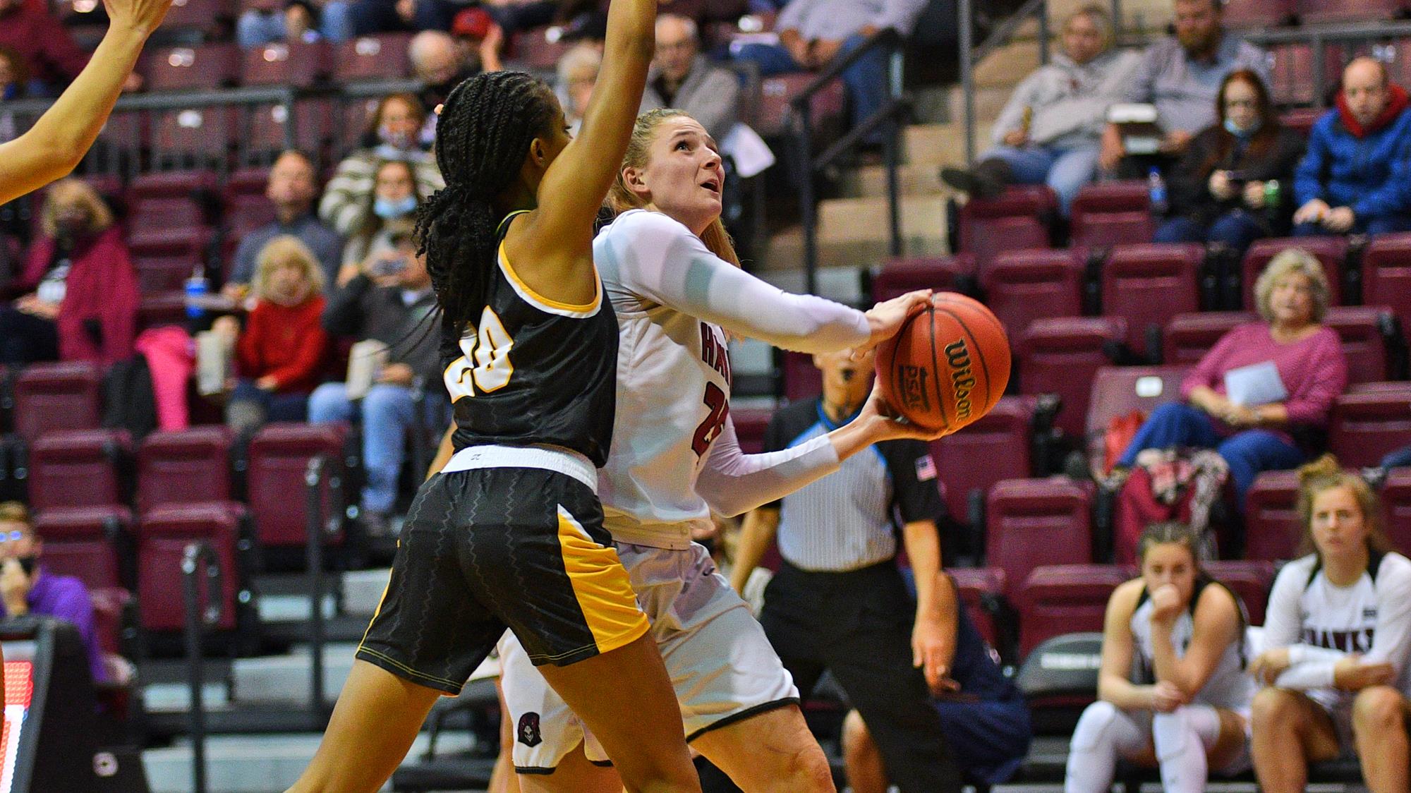 Maura D'Anna - Women's Basketball - Indiana University of Pennsylvania ...