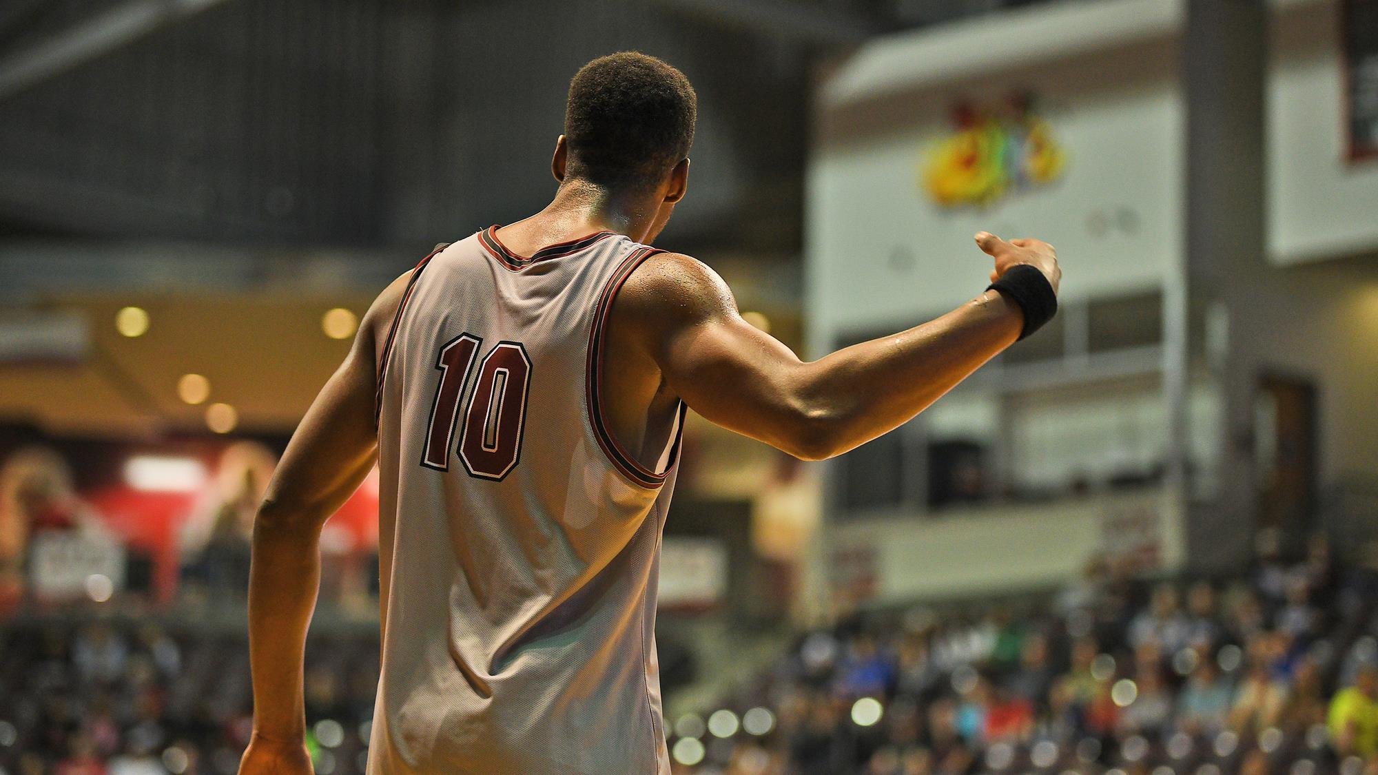 Tomiwa Sulaiman - Men's Basketball - Indiana University of Pennsylvania ...