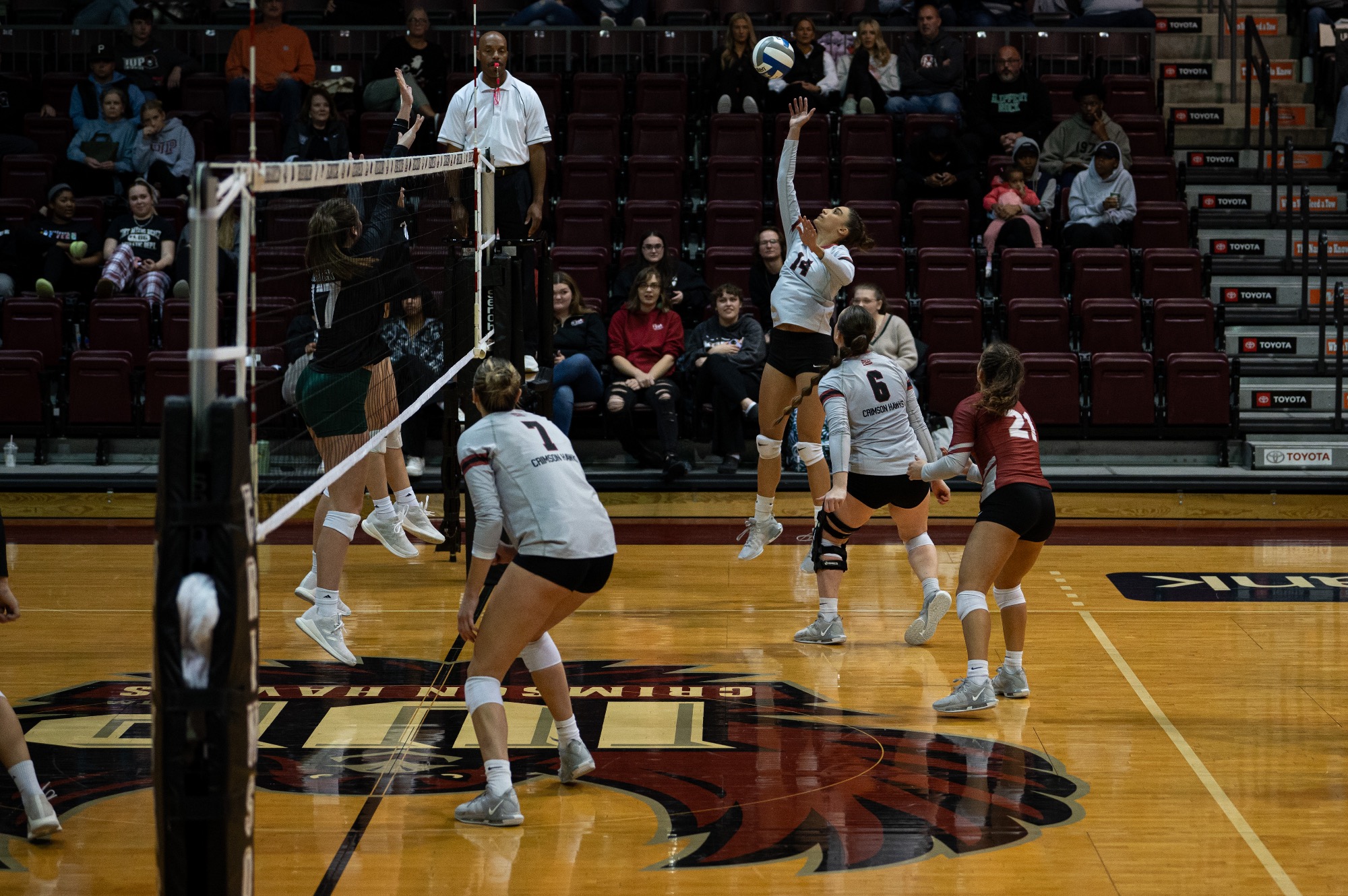 Hawks hold off resilient Slippery Rock group in straight sets - Indiana ...