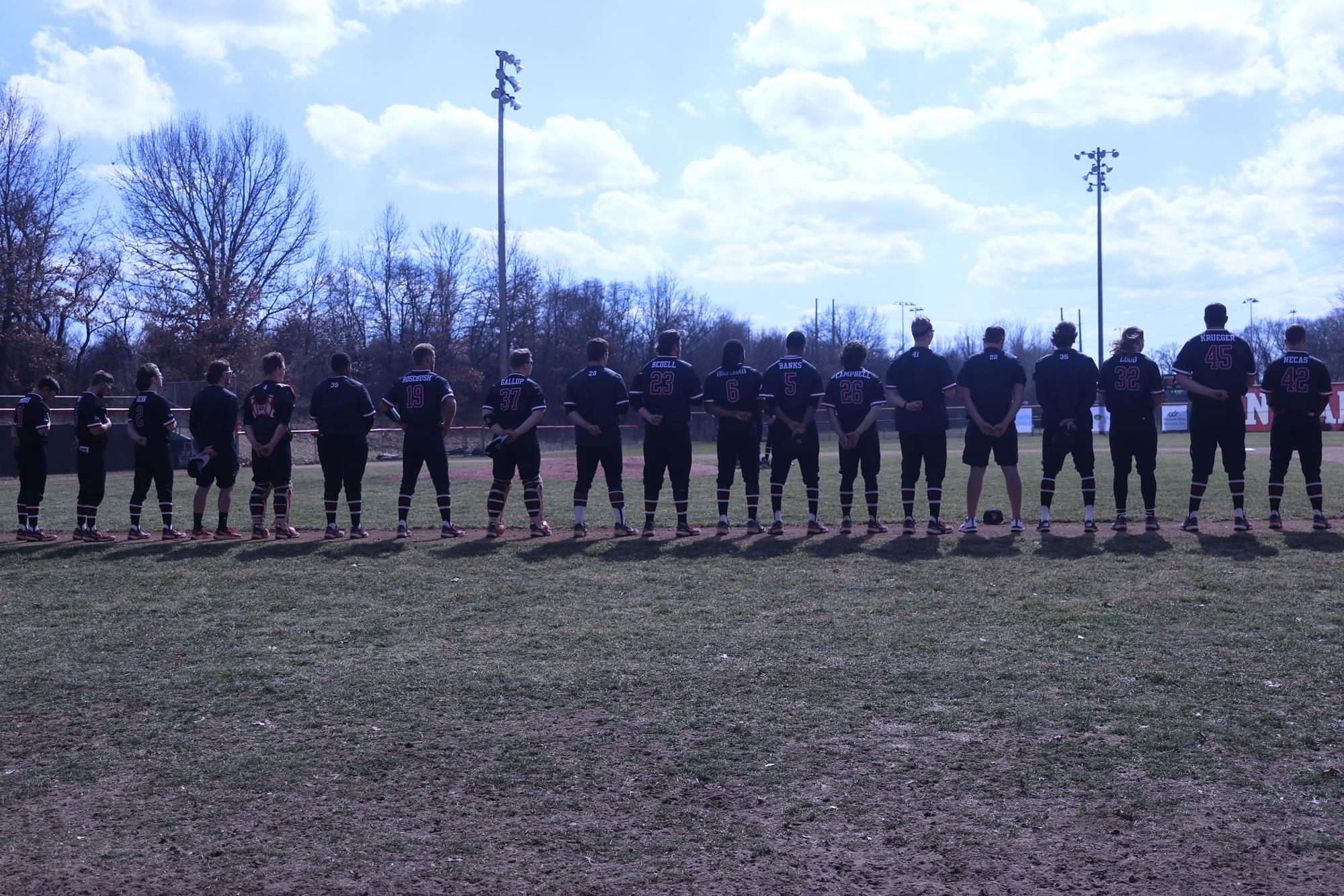 Titans split doubleheader in season opener - Indiana University South Bend