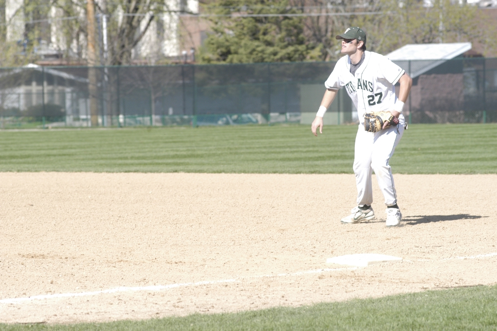 Casey McIntosh - 2010 - Baseball - Illinois Wesleyan University Athletics