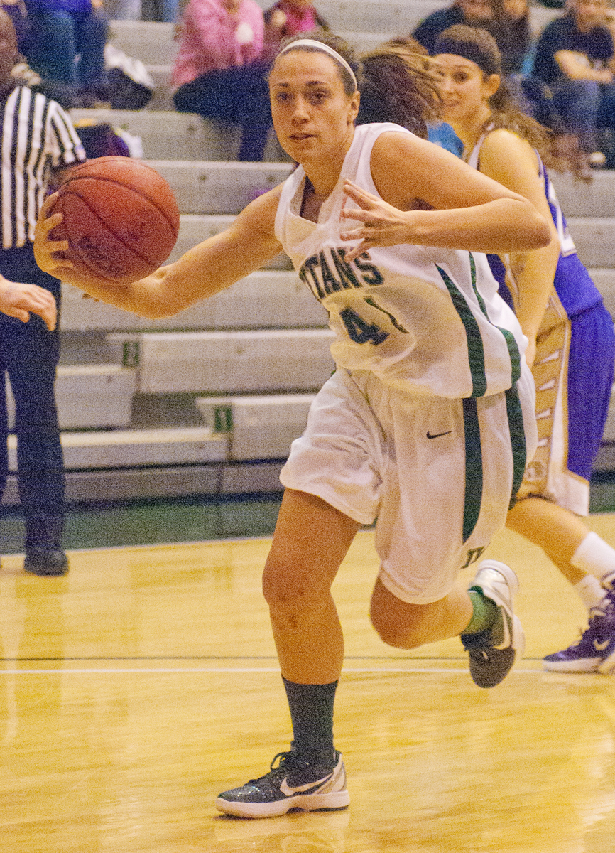Karen Solari - 2011-12 - Women's Basketball - Illinois Wesleyan ...