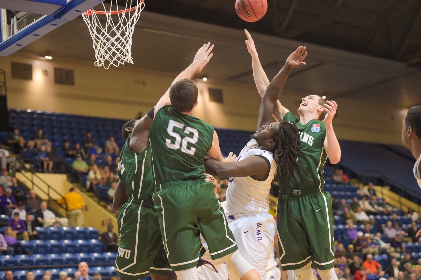 Victor Davis - 2013-14 - Men's Basketball - Illinois Wesleyan ...