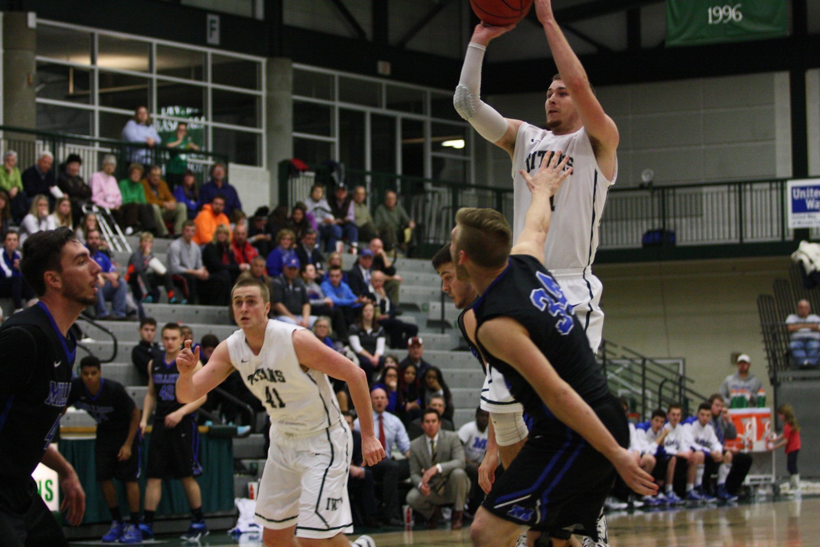 Jordan Nelson - 2014-15 - Men's Basketball - Illinois Wesleyan ...