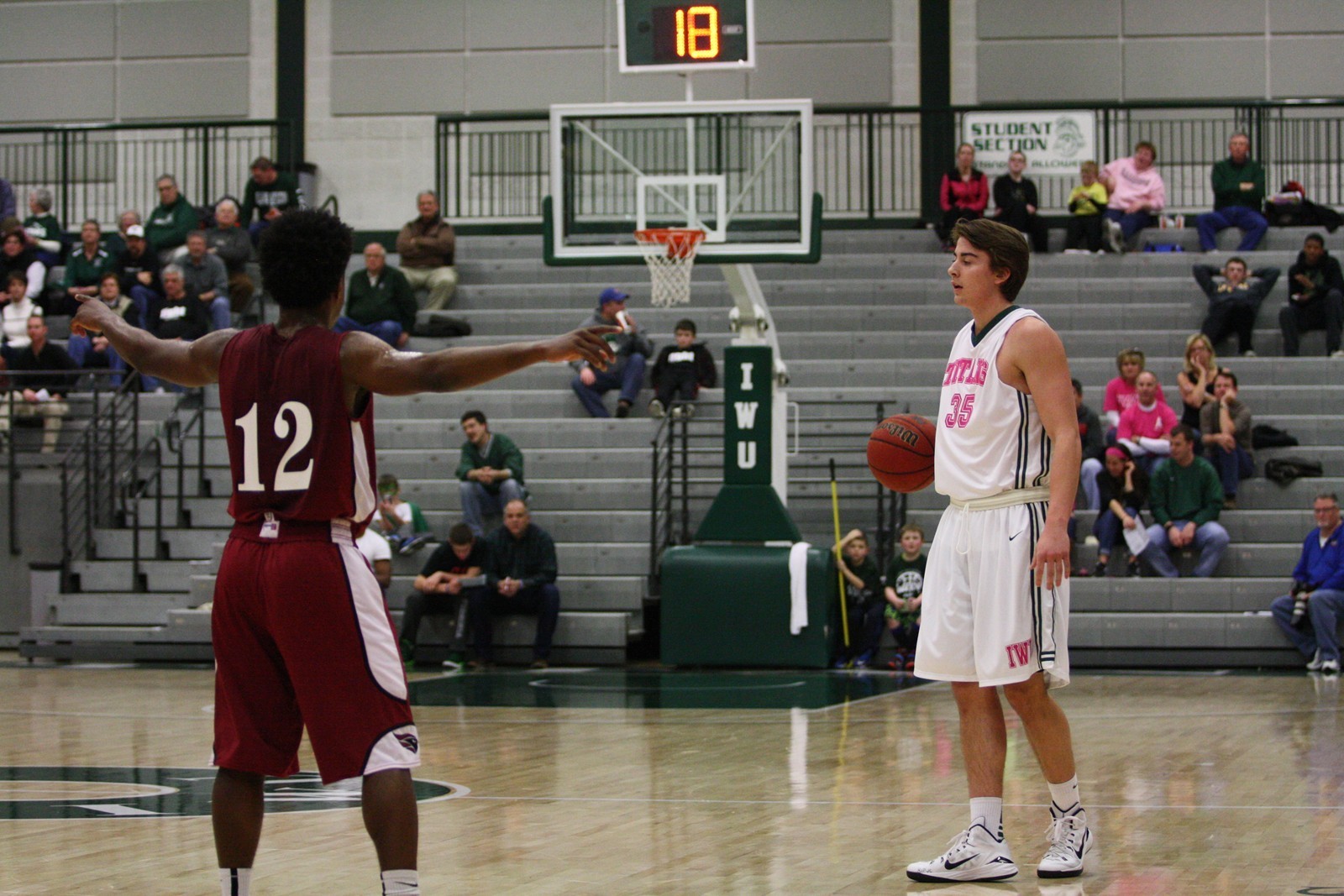 Kevin Connelly - 2015-16 - Men's Basketball - Illinois Wesleyan ...
