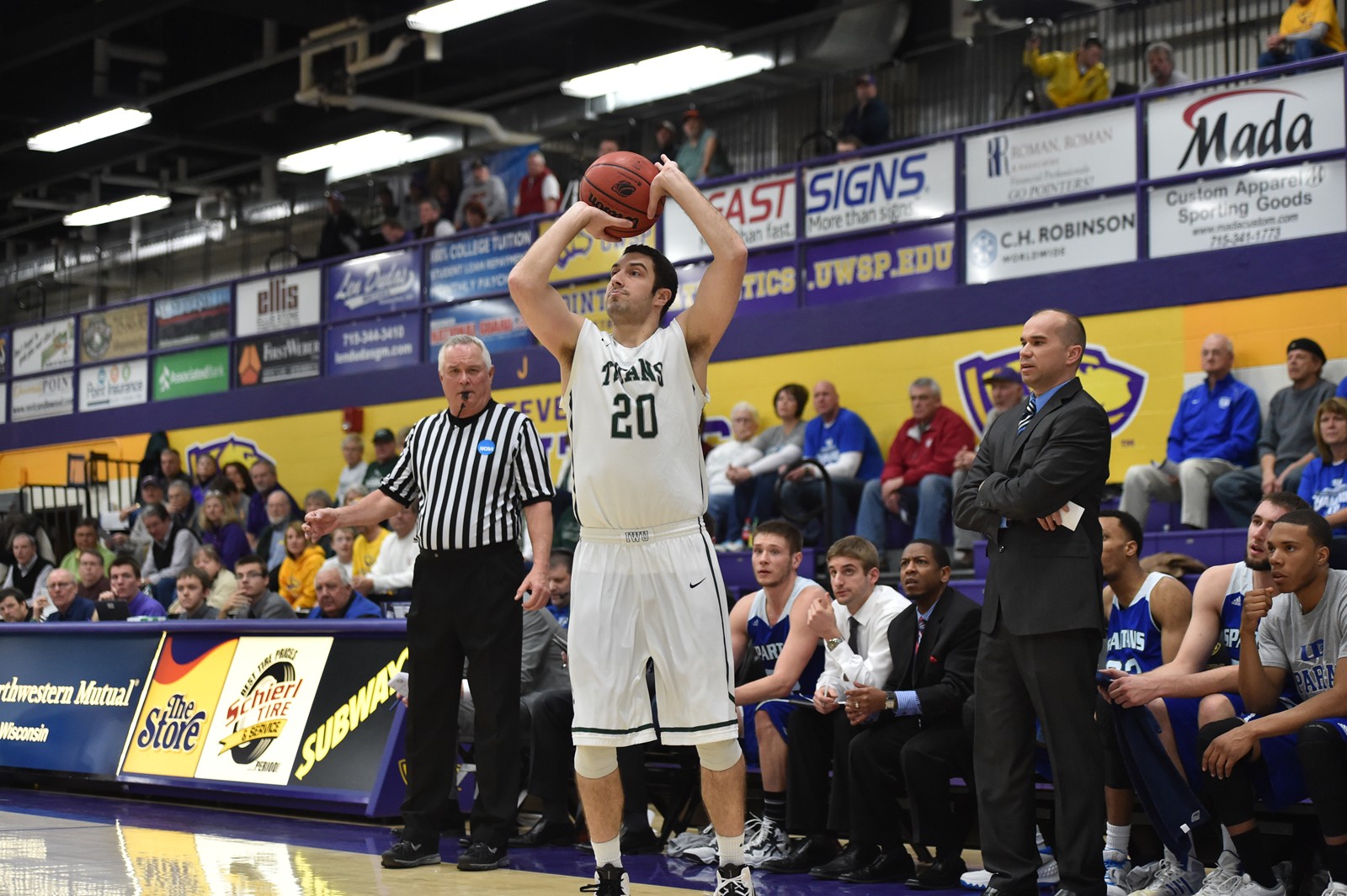 Pat Sodemann - 2014-15 - Men's Basketball - Illinois Wesleyan ...