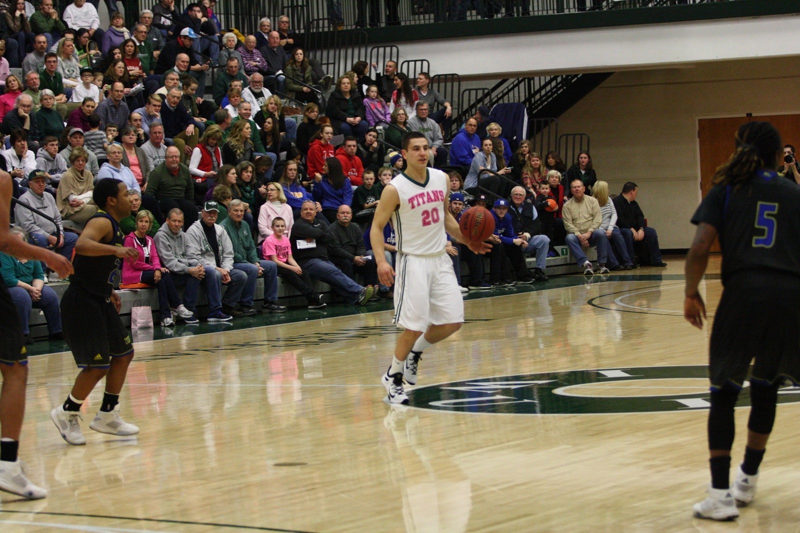 Mark Falotico - 2016-17 - Men's Basketball - Illinois Wesleyan ...