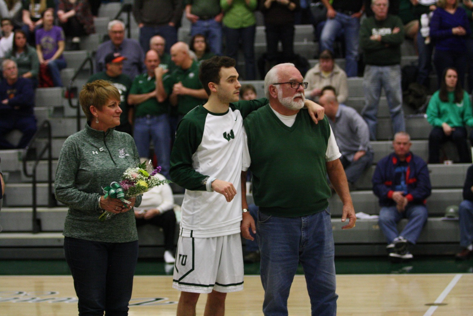 Bryce Dolan - 2015-16 - Men's Basketball - Illinois Wesleyan University ...