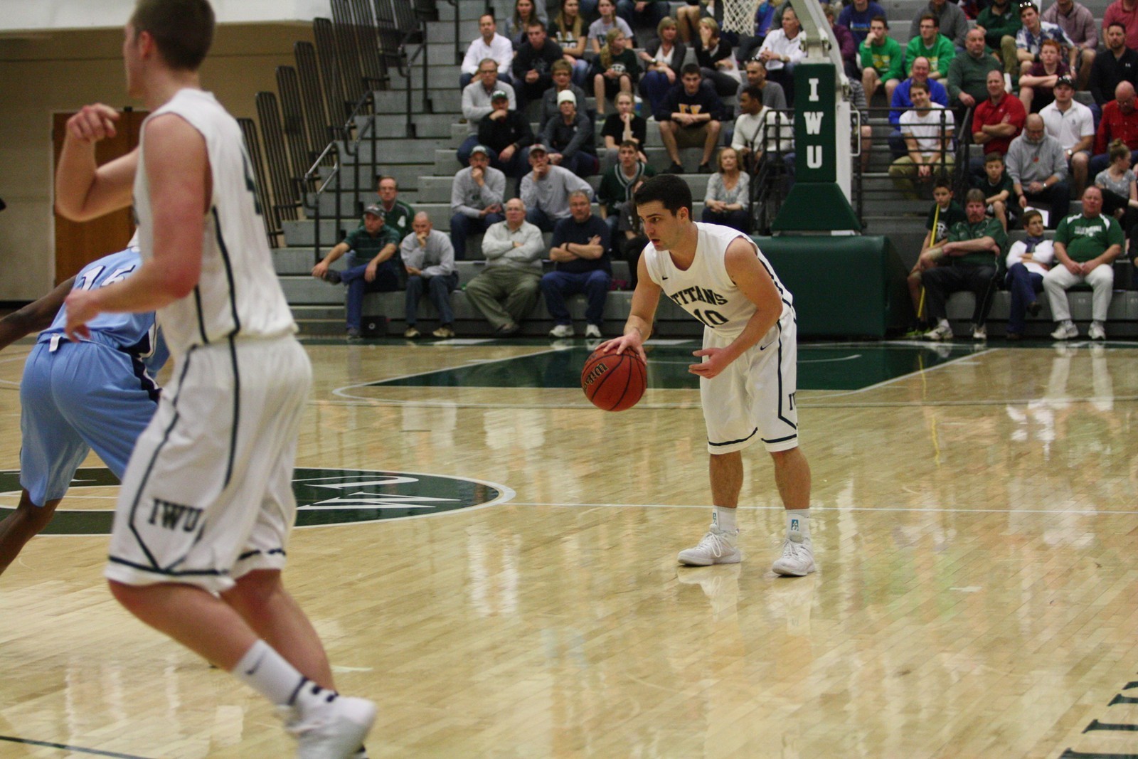 Brian Nelms - 2015-16 - Men's Basketball - Illinois Wesleyan University ...