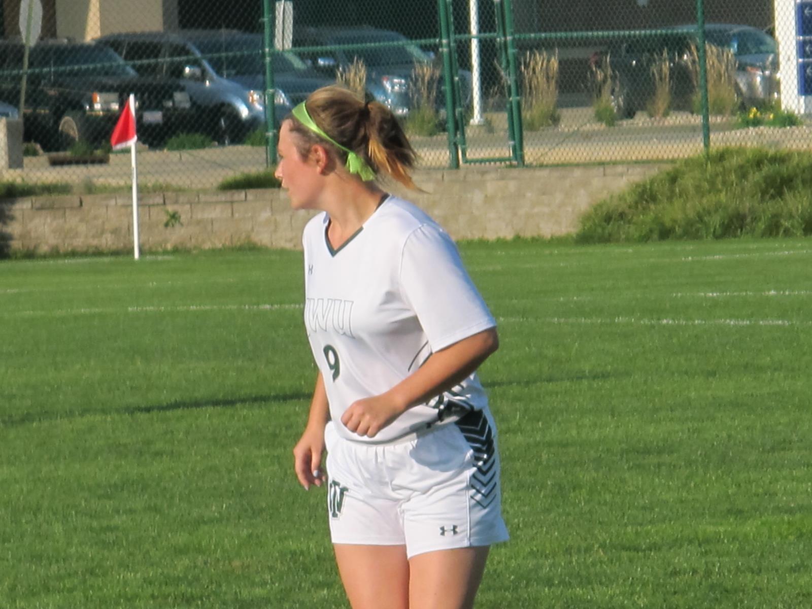 Cassie Leishman - 2017 - Women's Soccer - Illinois Wesleyan University ...