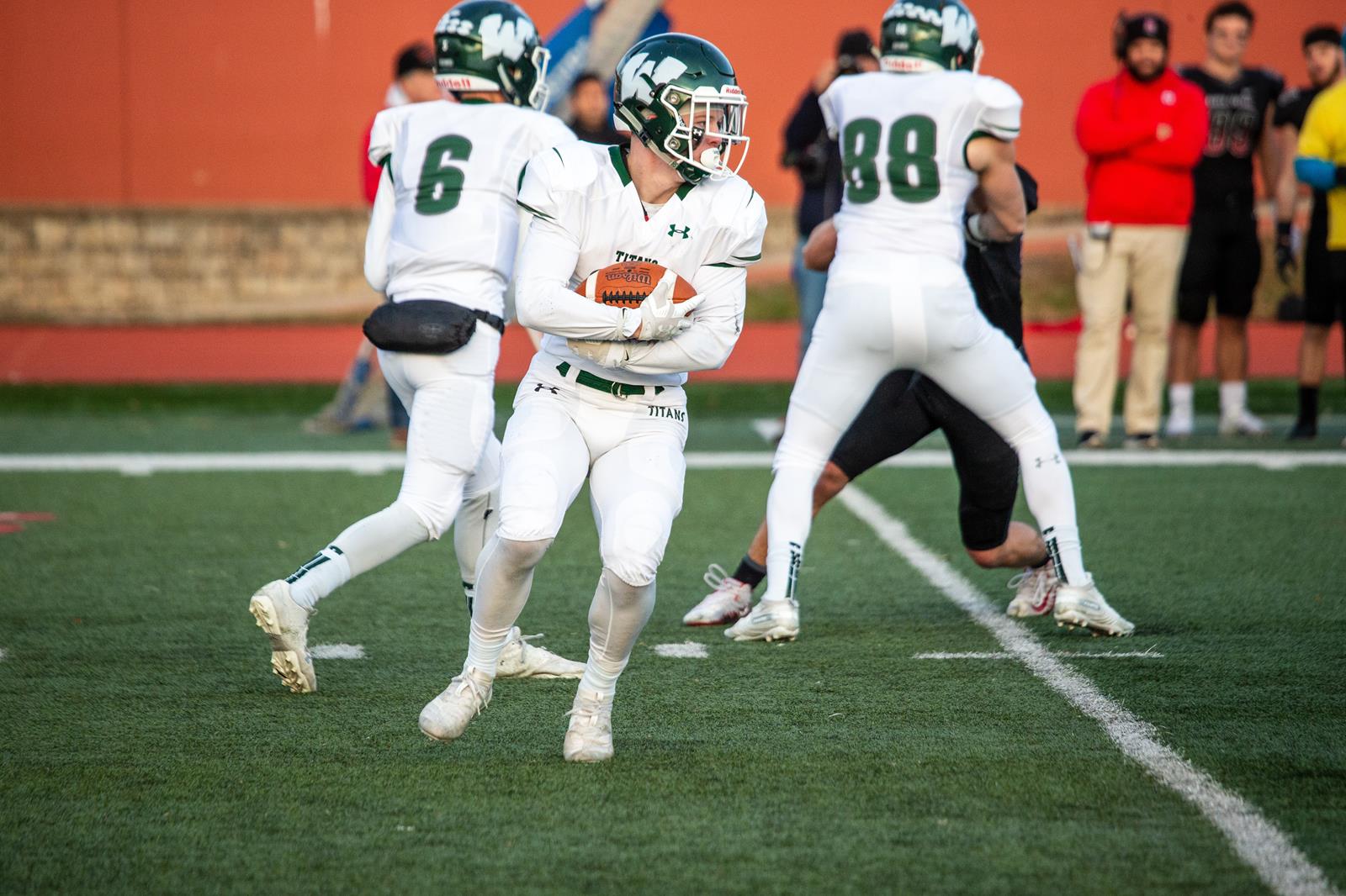 Zach Bozarth - 2022 - Football - Illinois Wesleyan University Athletics