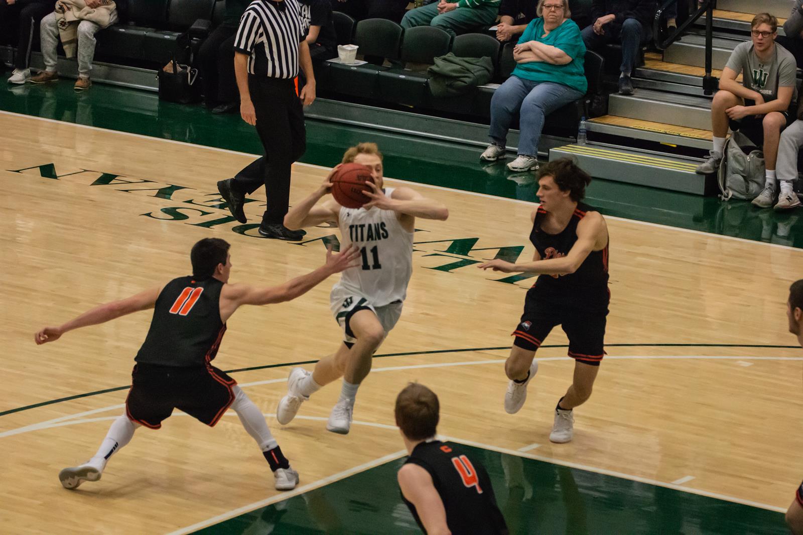 Colin Bonnett - 2018-19 - Men's Basketball - Illinois Wesleyan ...