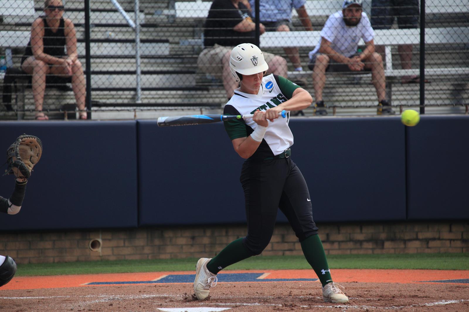 Brittany Murphy - 2020 - Softball - Illinois Wesleyan University Athletics