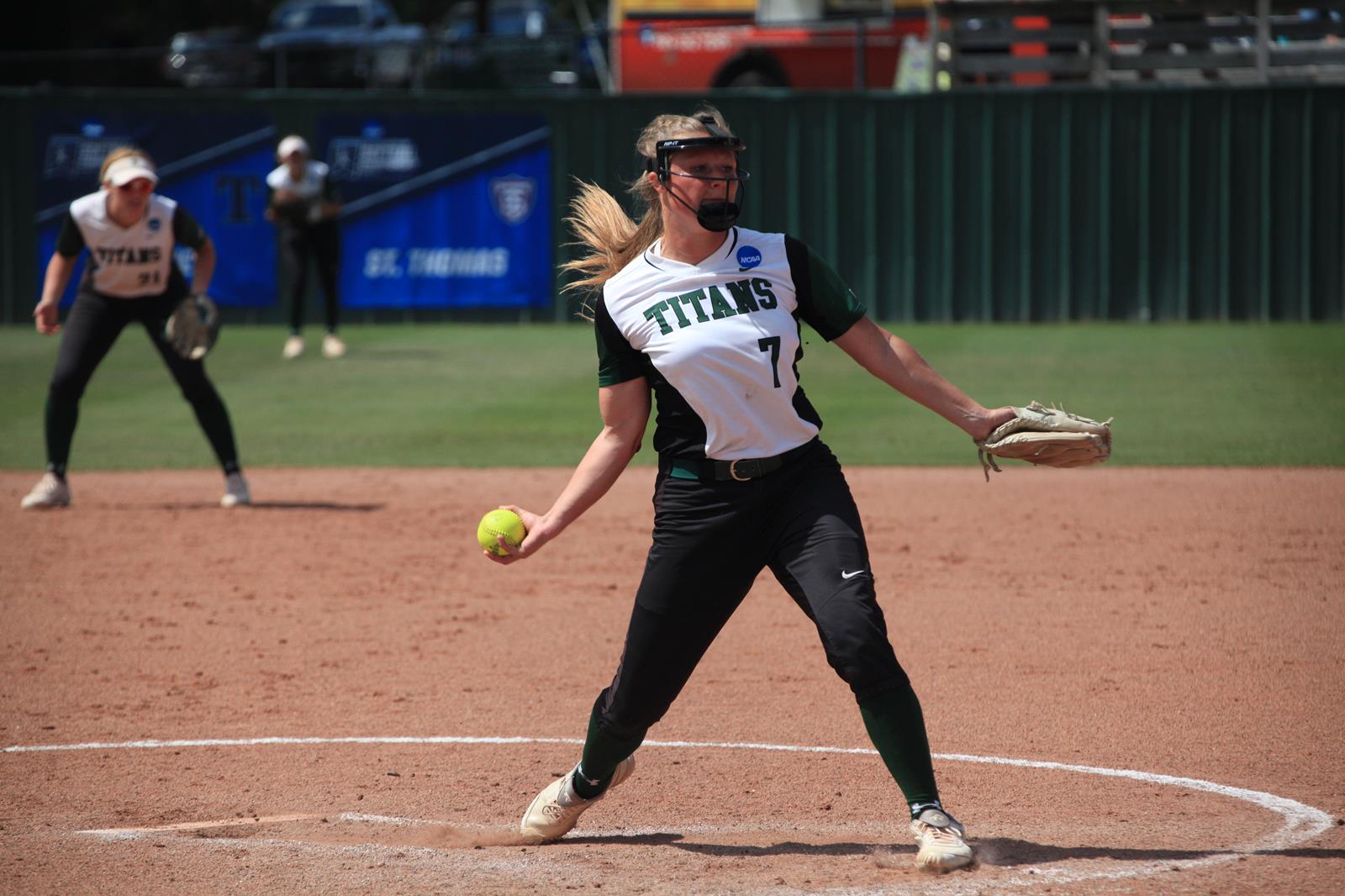 Brea Walker - 2020 - Softball - Illinois Wesleyan University Athletics