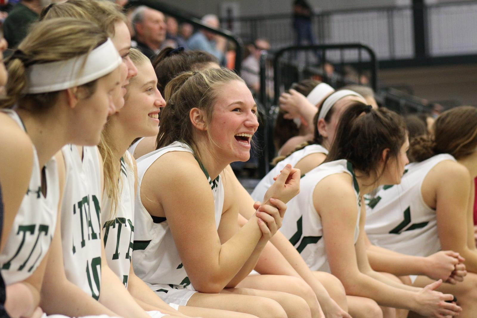 Kelly Carlson - 2022-23 - Women's Basketball - Illinois Wesleyan ...