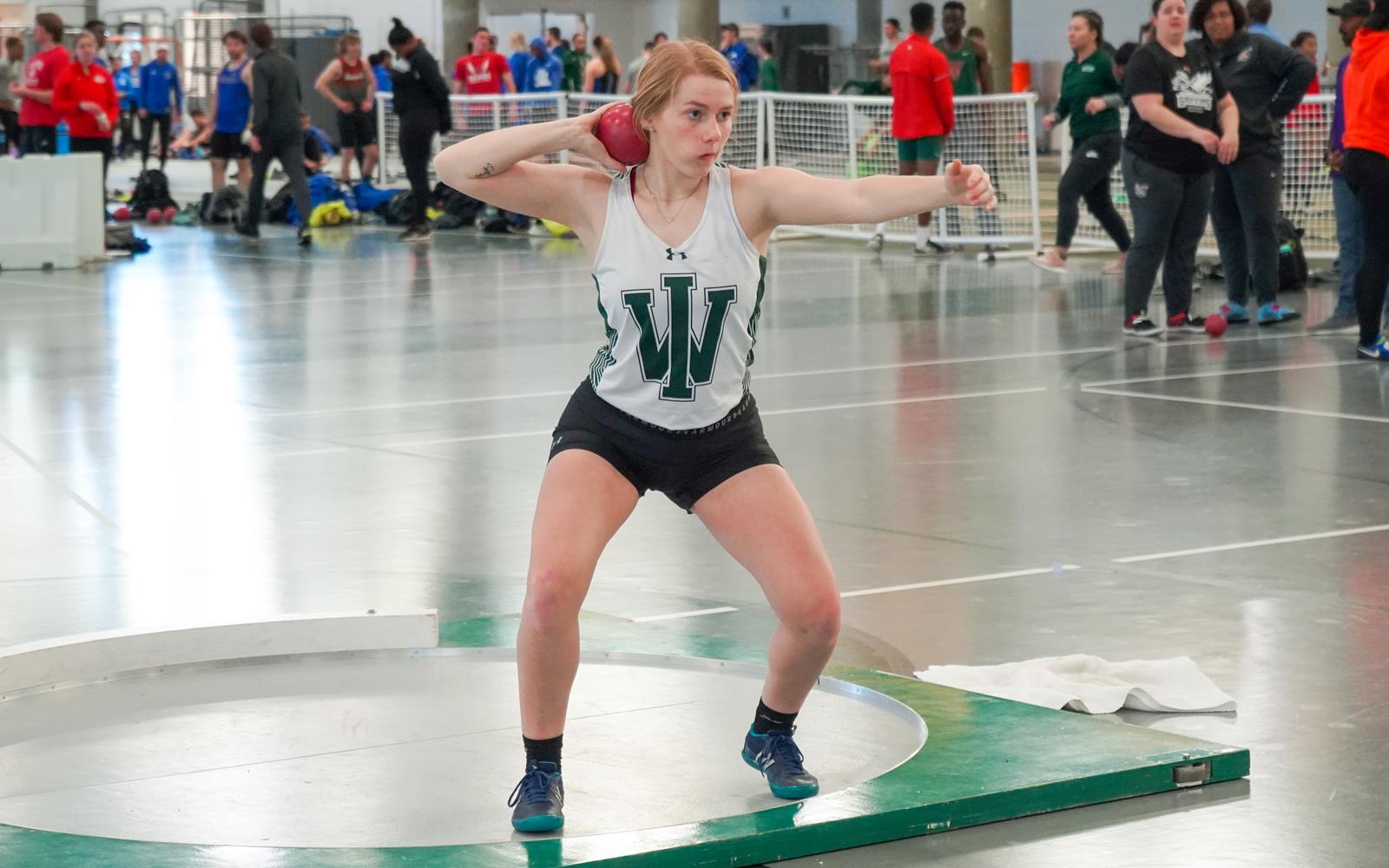 Kayleigh Hall - 2022-23 - Women's Track and Field - Illinois Wesleyan ...