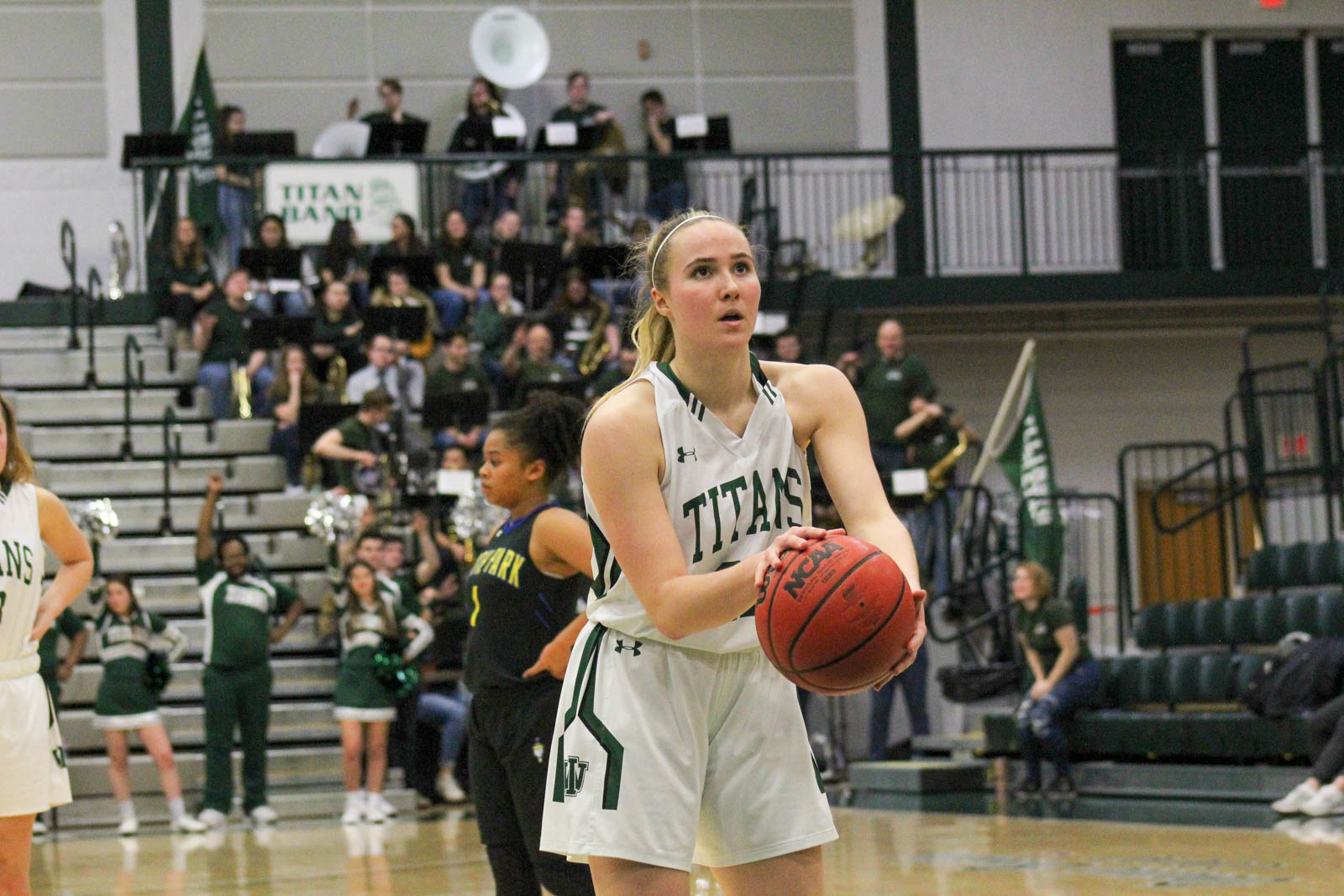 Katelyn Heller - 2022-23 - Women's Basketball - Illinois Wesleyan ...