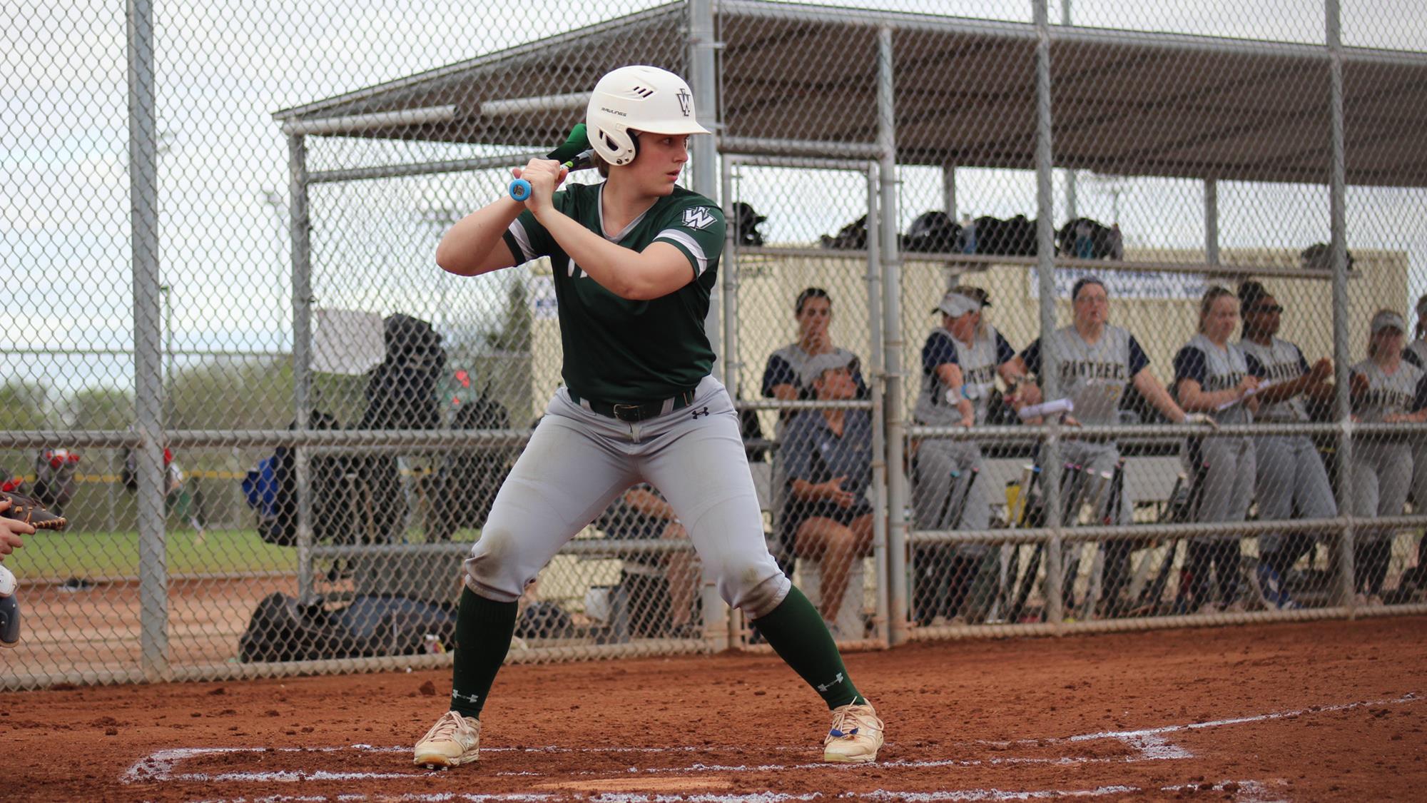 Brittany Murphy - 2020 - Softball - Illinois Wesleyan University Athletics