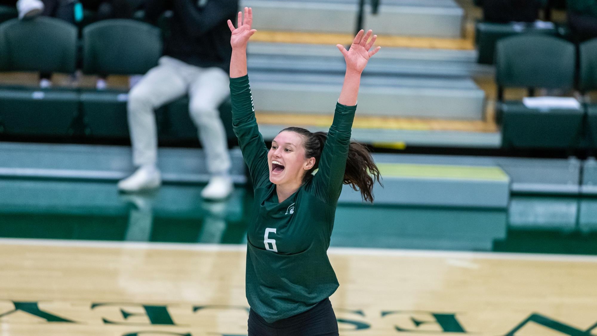 Madi Corey - 2021 - Women's Volleyball - Illinois Wesleyan University ...